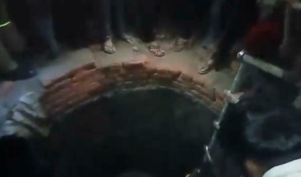 13 killed after falling down well in India | News