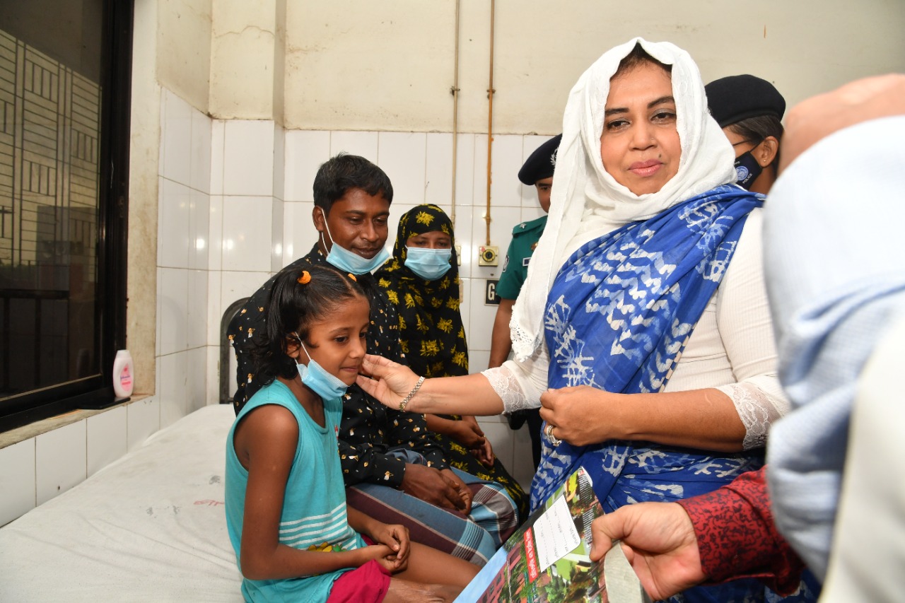 Punak president visits injured Jannat | News