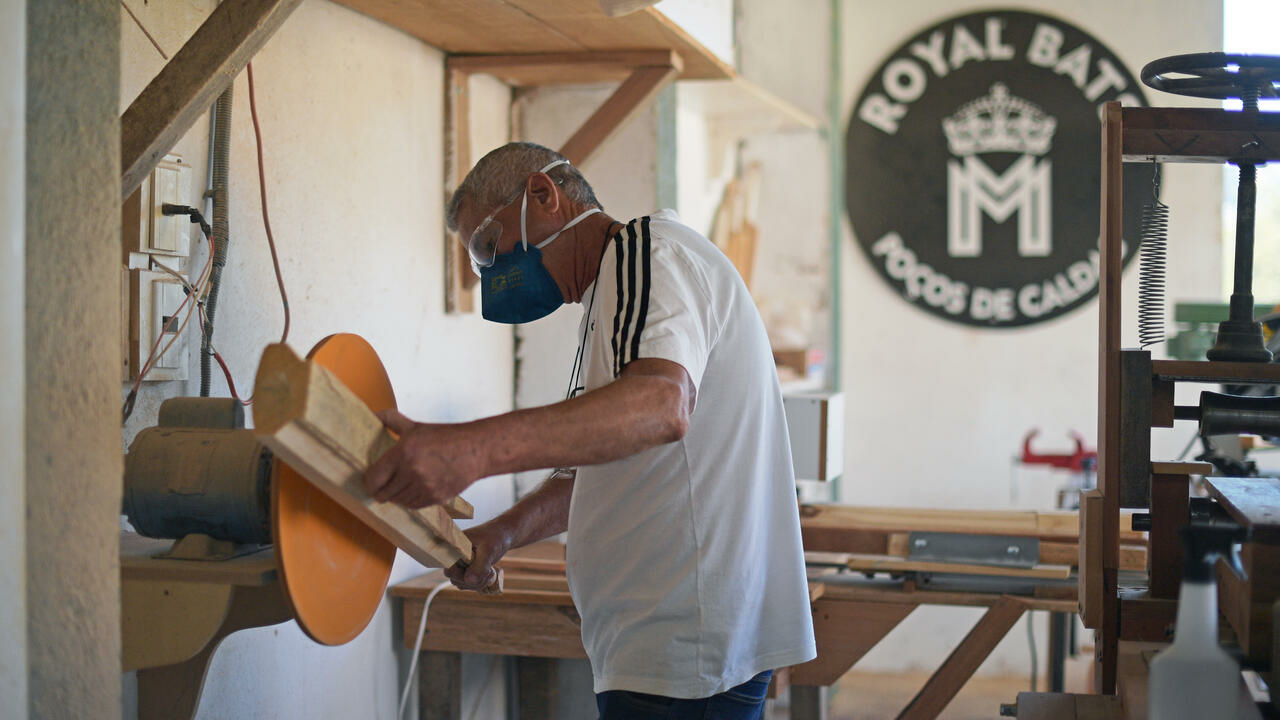 Royal workshop: Brazil gets first cricket bat factory | Sports