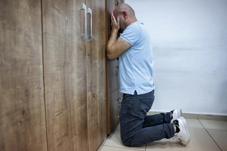 Syrian ex-prisoners haunted by horrors of 'salt rooms' | News