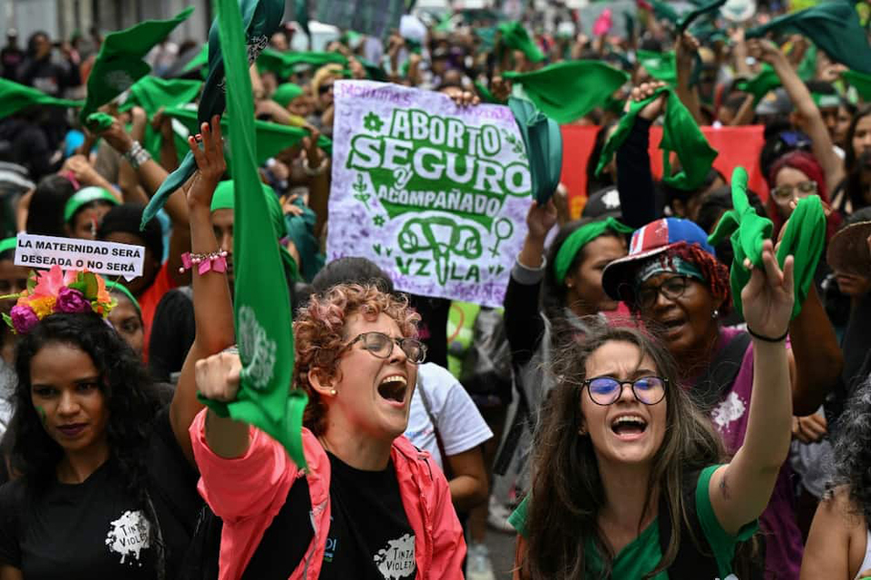 'Deciding is not illegal': Latin America protests for legalized ...