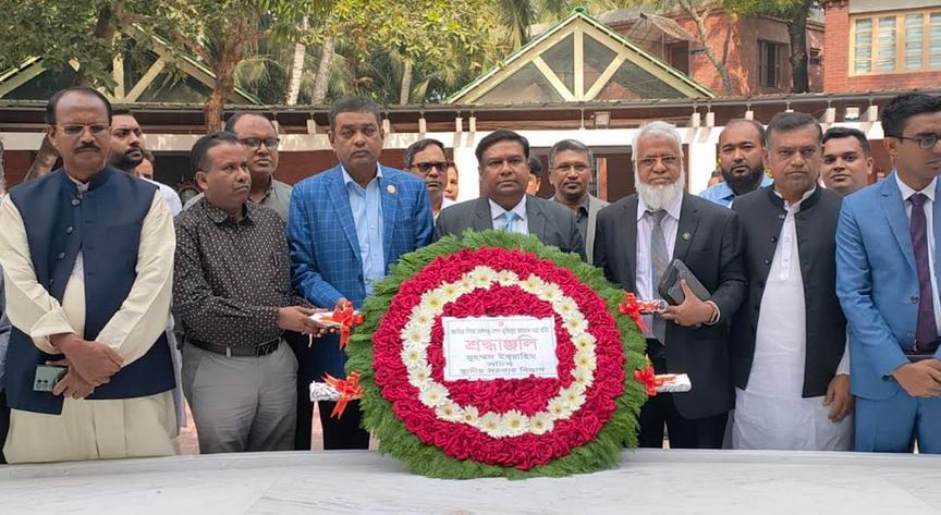 LGD secretary pays homage to Bangabandhu at Tungipara | News