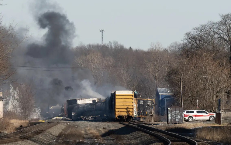 Residents near toxic US train derailment told water 'safe' to drink | News