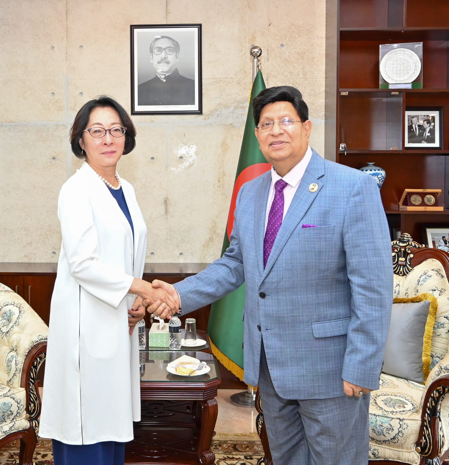 momen-seeks-un-support-for-earthquake-preparedness-news