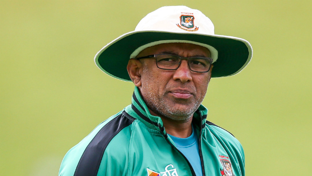 Hathurusingha meets coaches for a 'special' meeting | Sports