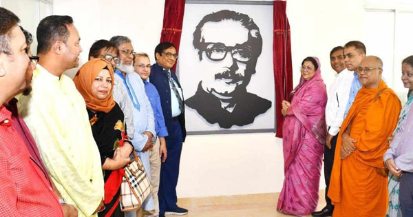 Portraits of Bangabandhu, Atish Dipankar inaugurated at CU | News