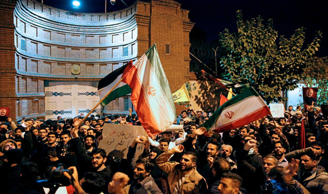 Hundreds protest outside French, UK embassies in Tehran over Gaza ...