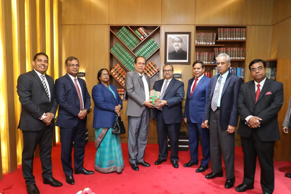 CEC pays courtesy call on Chief Justice | News