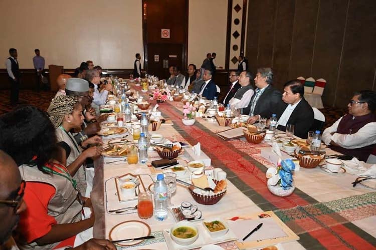 AL holds meeting with Commonwealth election observer team | Top News