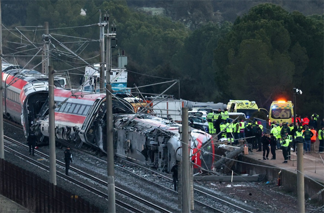 Spain mourns as train crash toll rises to 40 | News